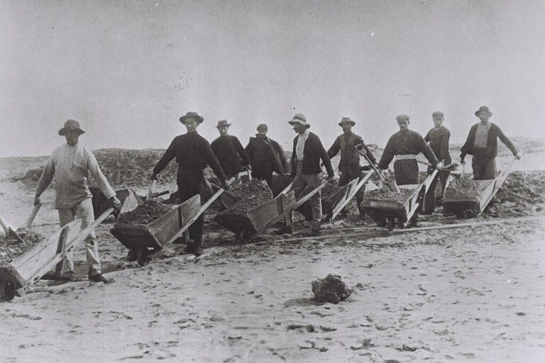 Aliyah explained: How Jewish immigration built modern Israel - Unpacked