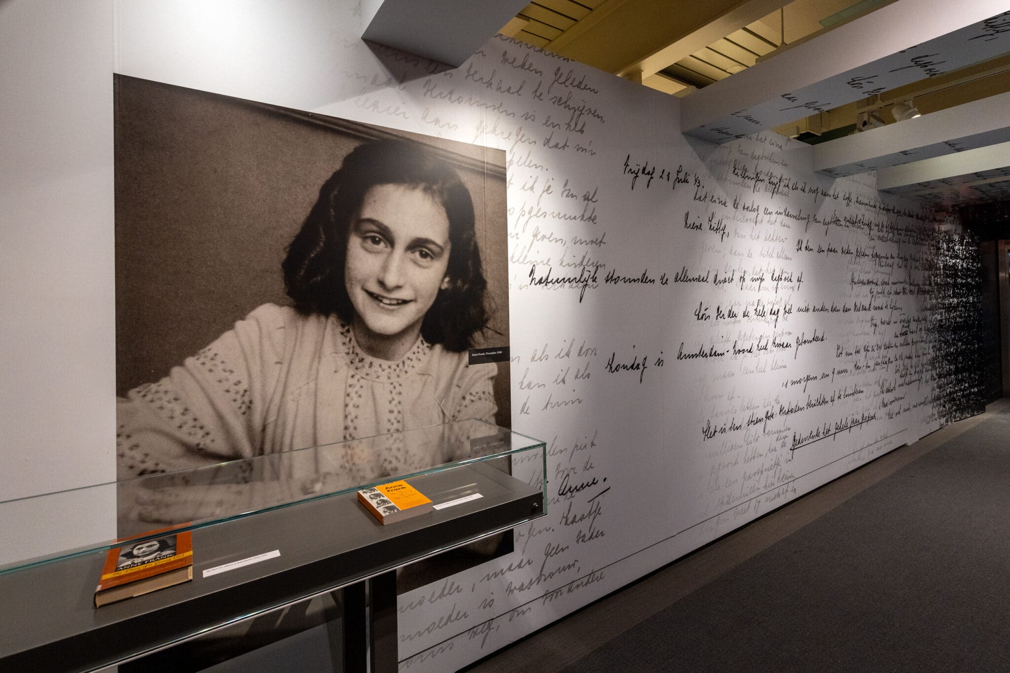 Step inside Anne Frank’s world: New York exhibit honors her legacy ...