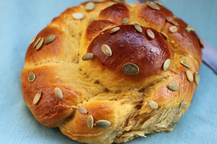 How to make braided pumpkin bread - Unpacked