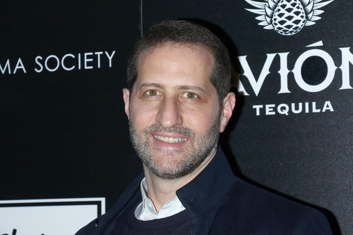 Comedian Modi Rosenfeld wants to give Jews a laughter break