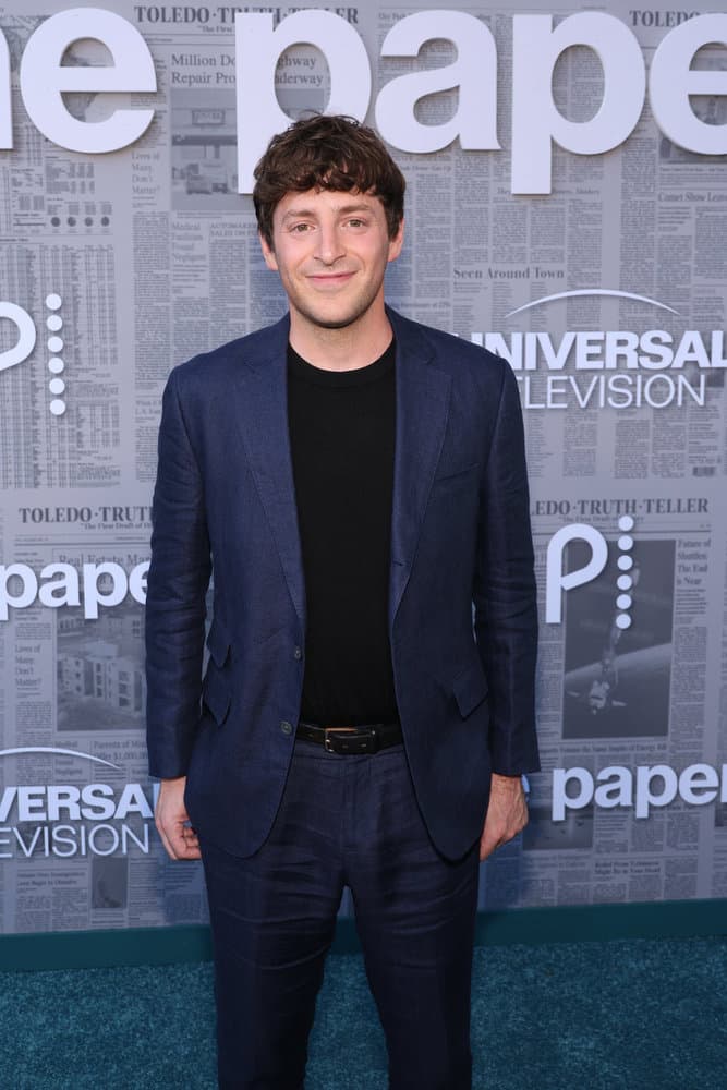 Everything you need to know about Jewish “The Paper” star Alex Edelman