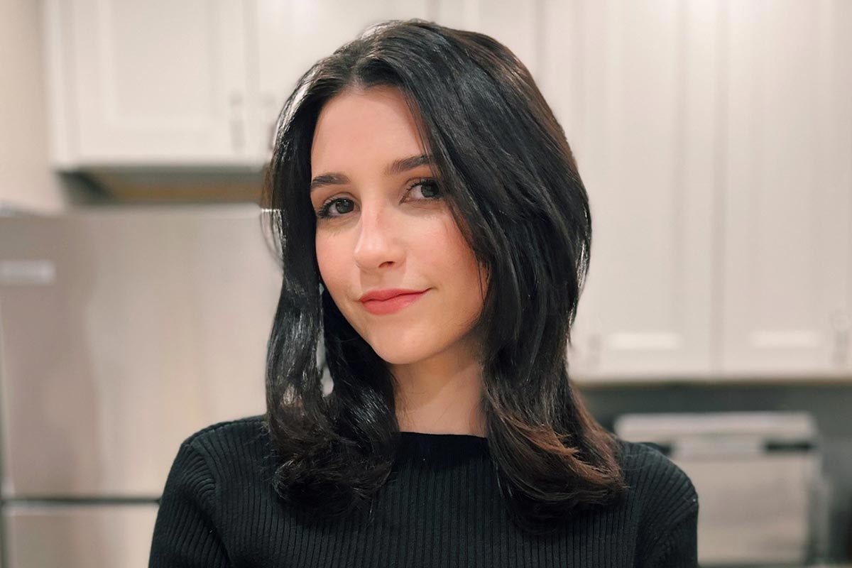 TikToker Niki Weinstock is shedding light on the joys of Jewish life