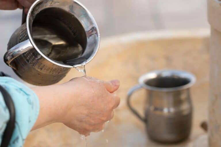 The ultimate guide to Shabbat - Unpacked