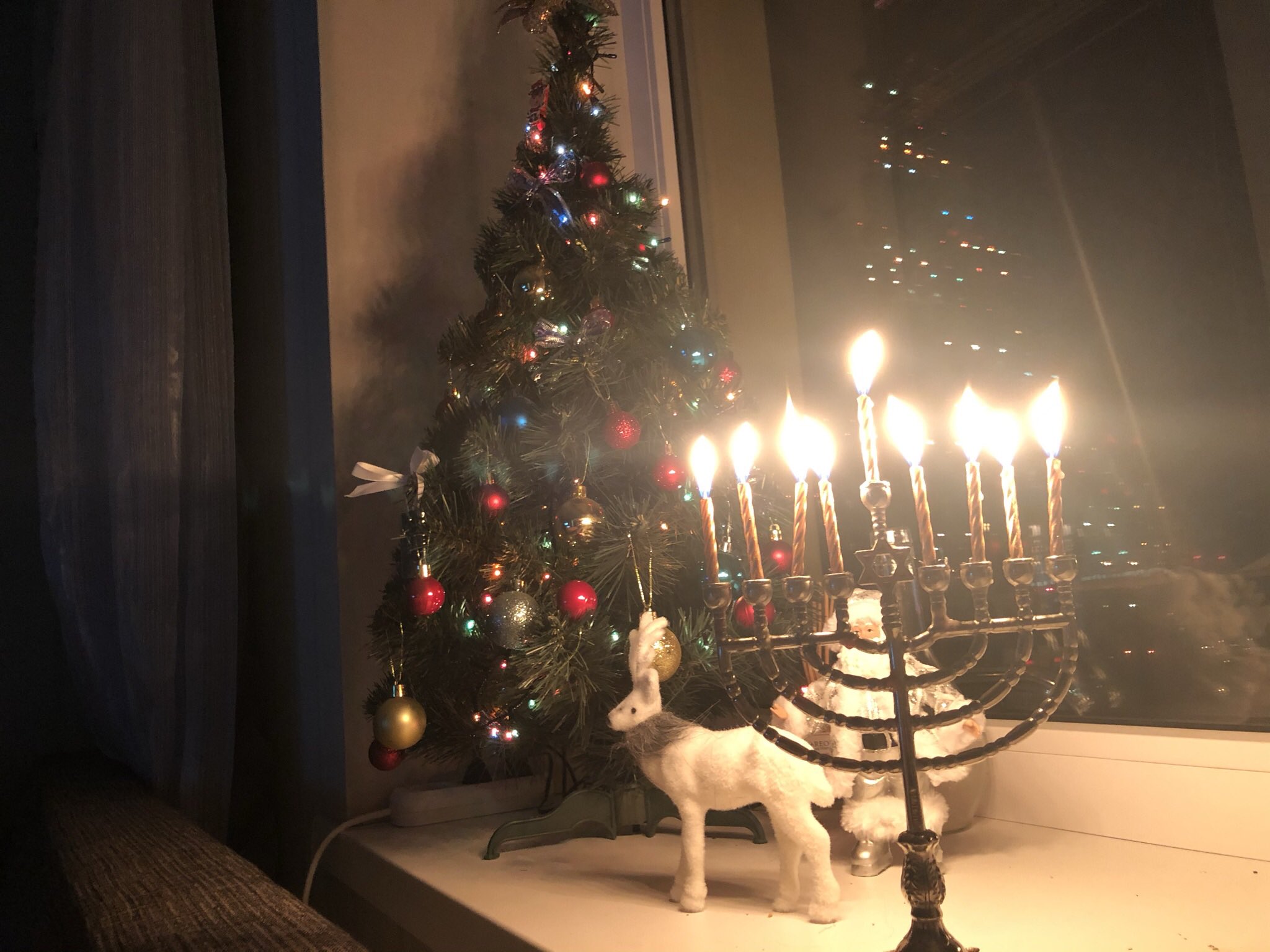 Why Russian Jews put up Christmas trees around New Year's - Unpacked