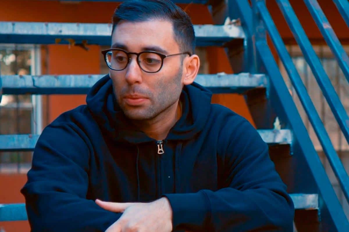 Commandment #9: Is lying always a bad thing? - Unpacked