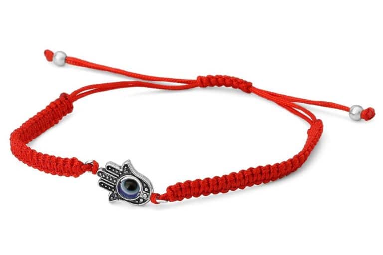 7 popular Jewish jewelry symbols, explained - Unpacked
