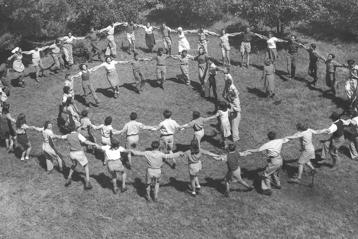5 iconic Jewish dances from around the world